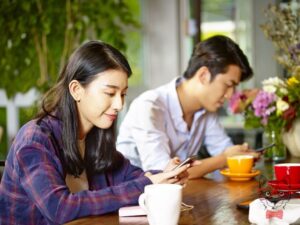 This Is How The Japanese Date Online And What You Should Learn From Them