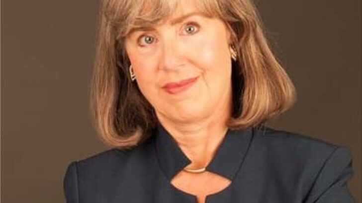 Elizabeth Olsen Sweeps In Bikini During Romantic Vacation In Italy