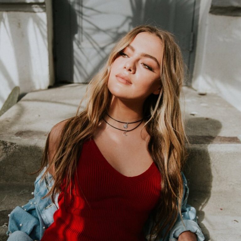 Isabella Alexander (actress) Wiki, Biography, Age, Height, Weight ...