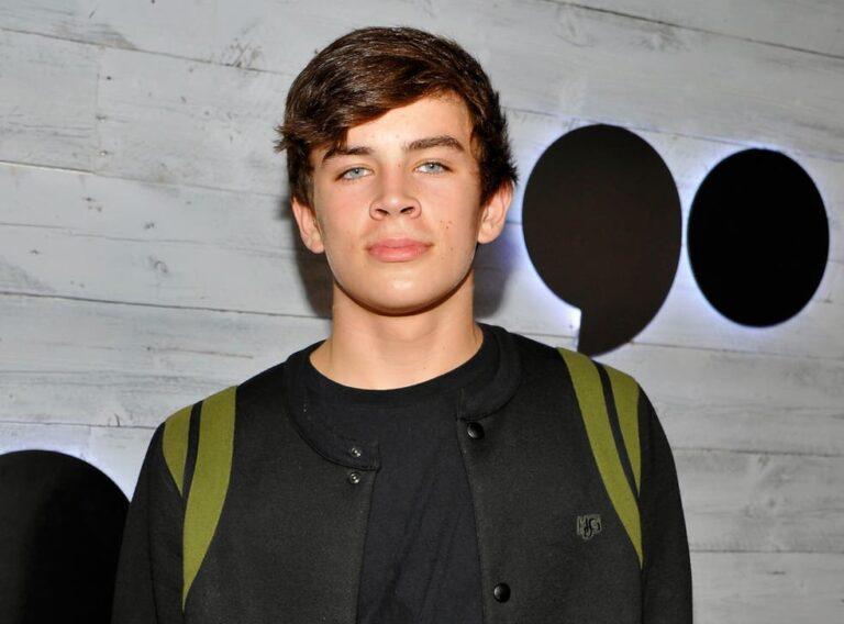 Hayes Grier (Instagram Star) Age, Biography, Wiki, Height, Weight ...