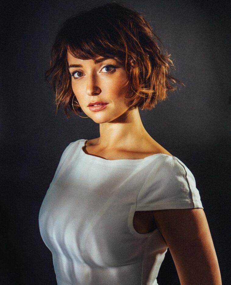 Milana Vayntrub (Actress) Age, Biography, Wiki, Height, Weight ...
