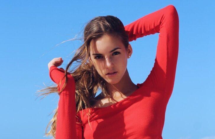⚡Emily Feld⚡ (Model) Wiki, Age, Height, Weight, Body Measurements ...