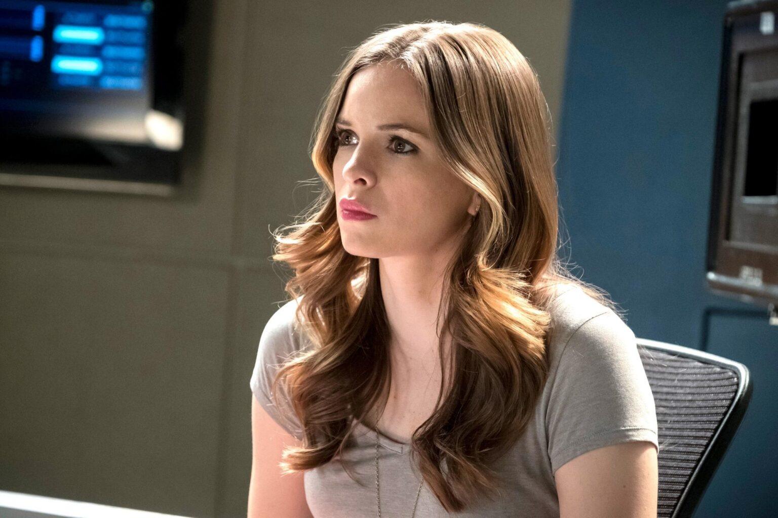 Danielle Panabaker (Actress) Wiki, Age, Husband, Net Worth, Height ...
