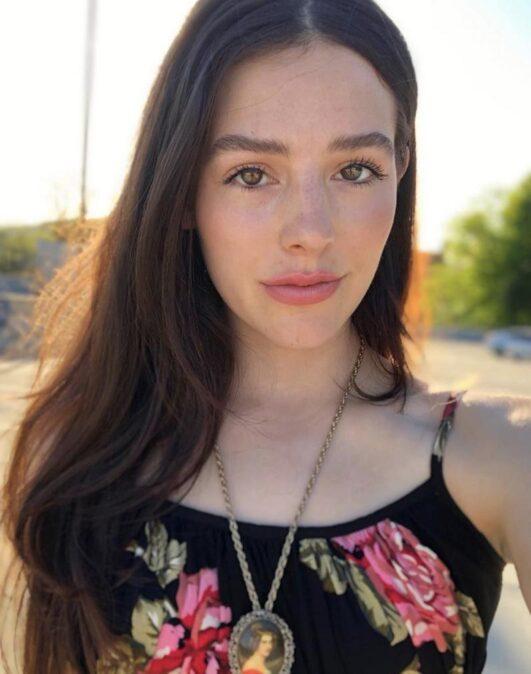 Evelyn Cormier (Singer) Wiki, Age, Boyfriend, Husband, Net Worth ...