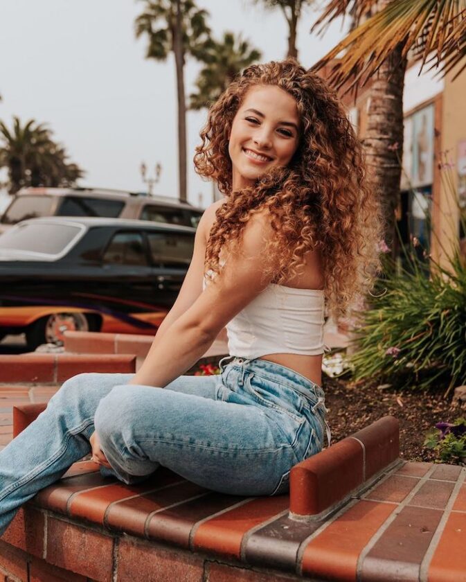 Sofie Dossi (Instagram Star) Wiki, Biography, Age, Height, Weight ...